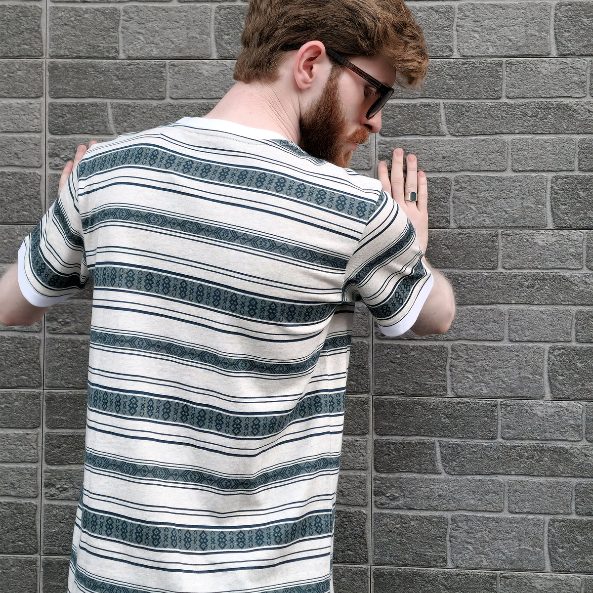 The Emerald Drift Tee – Striped Elegance – Vogue Fashions